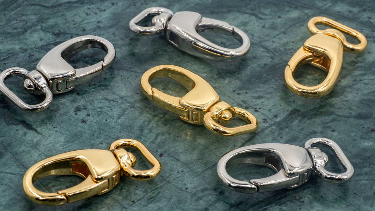 Snap hooks for leather bag or accessories - Leatherbox